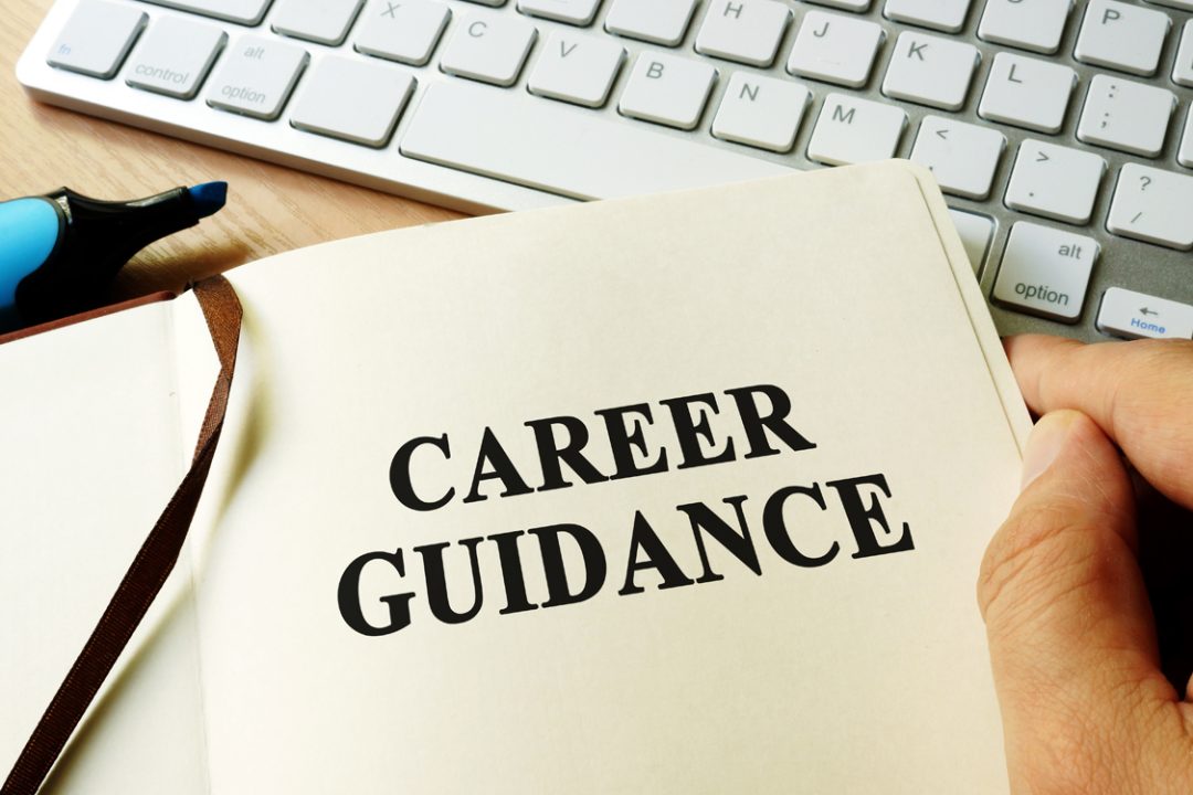 40 Pieces of Career Advice That Will Get You to the Top - StylePersuit
