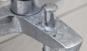 5 Best Ways to Remove Limescale and Hard Water Stains - StylePersuit